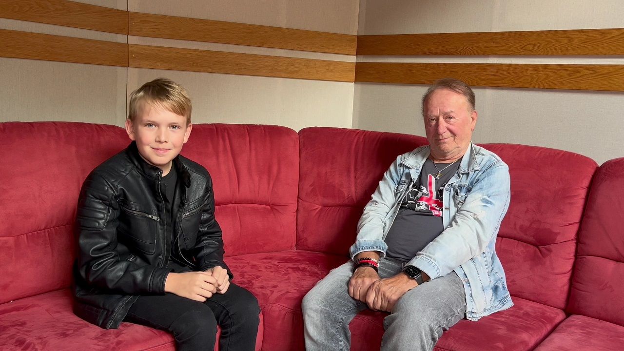 Zpěvák a skladatel Petr Janda | Olympic a Želva | Stream